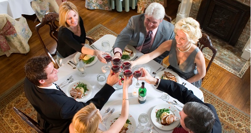 Hosting A Successful Dinner Party Hosting A Successful Dinner Party